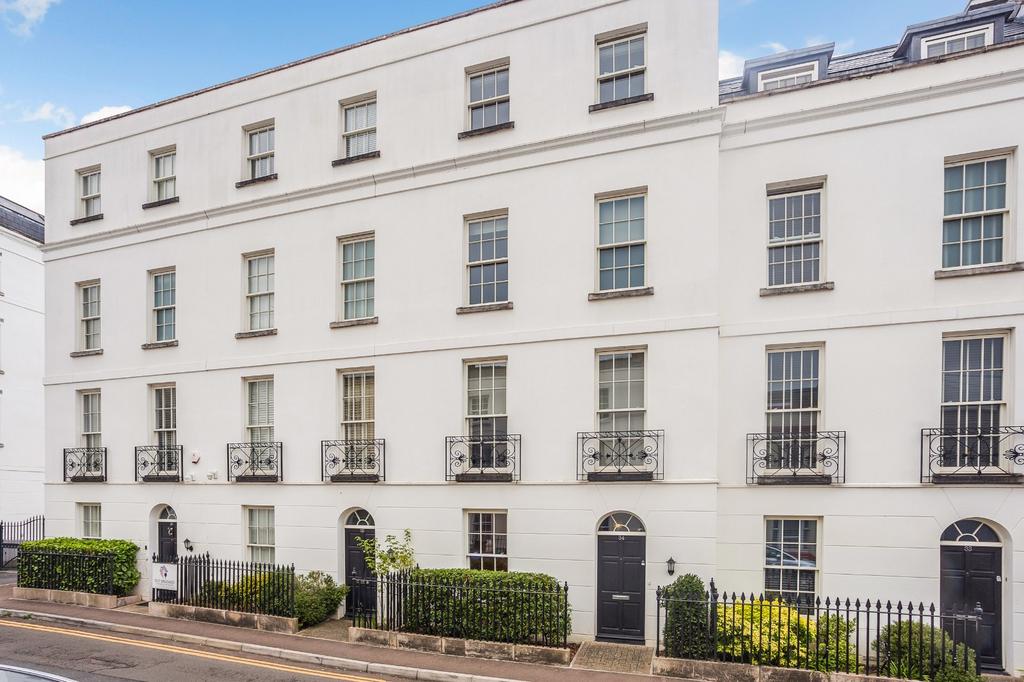 Gloucester Place, Cheltenham... 4 bed terraced house for sale - £625,000