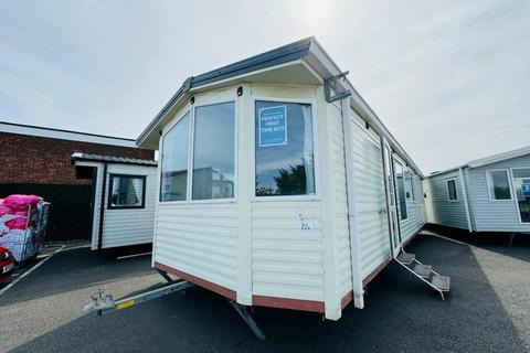 Houses for sale in Jaywick | OnTheMarket