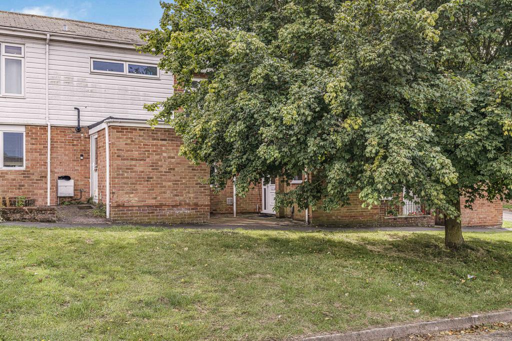 Stockham Park, Wantage, OX12 3 bed terraced house - £270,000
