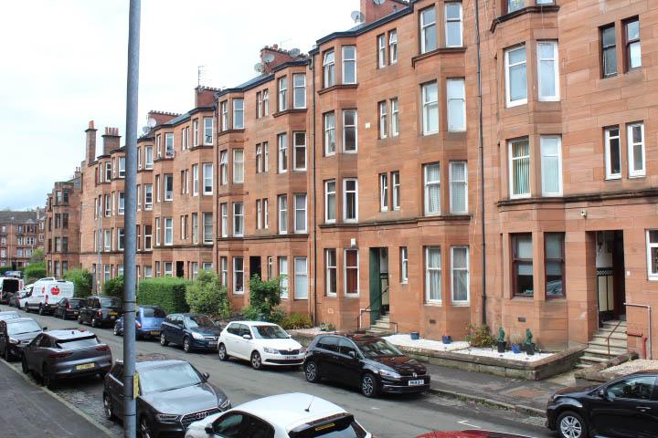 6 Kennoway Drive, Thornwood, Glasgow... 1 bed flat - £135,000