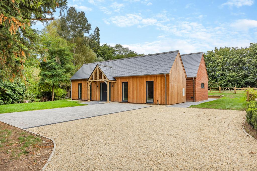 Apperley, Gloucestershire GL19 4 bed house for sale - £1,050,000