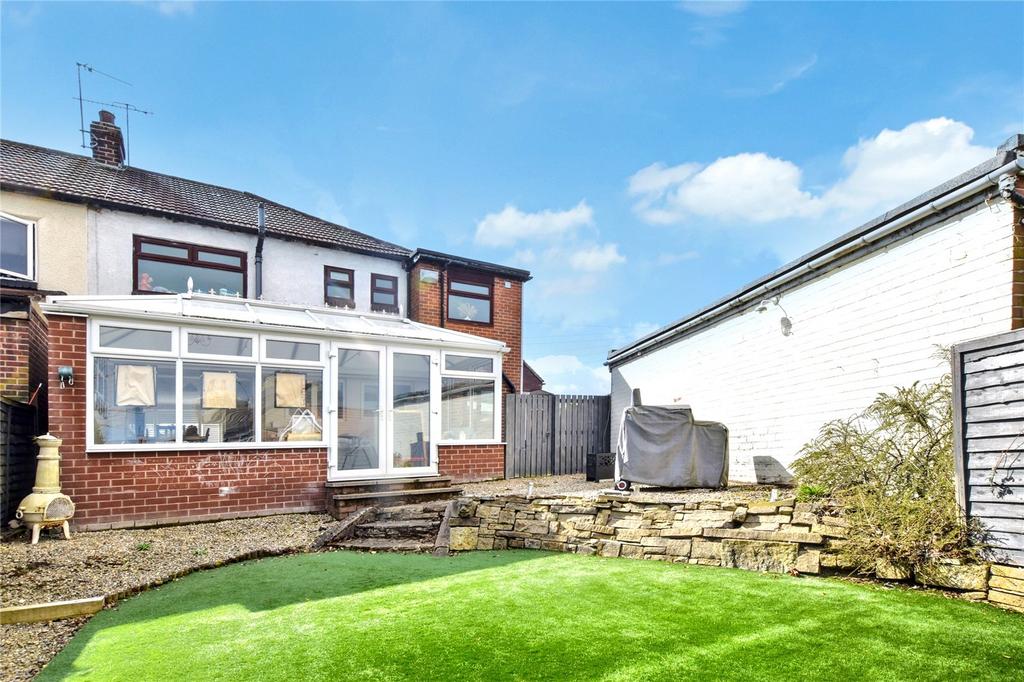 Foxholes Lane, Calverley, Pudsey... 4 bed semi-detached house for sale ...