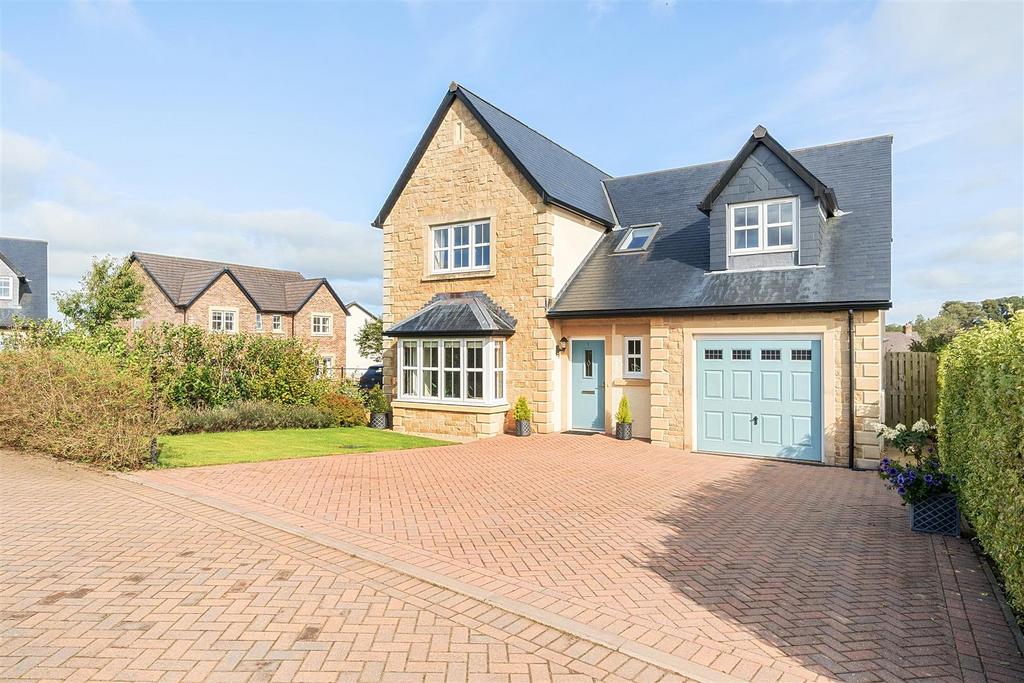 Millbrow Lane, Cockermouth CA13 4 bed detached house - £475,000