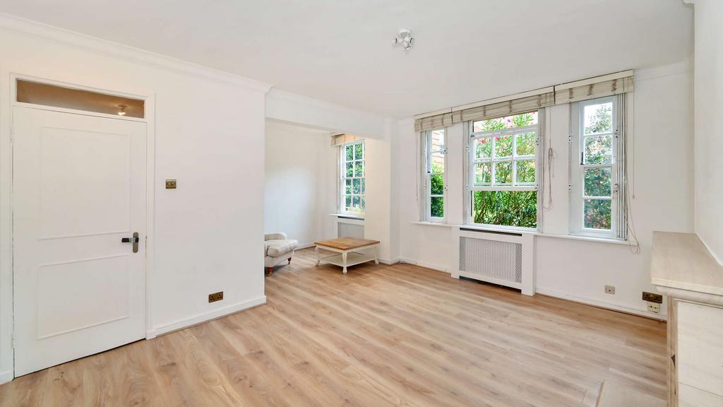 Whiteheads Grove, London, SW3 1 bed flat - £3,792 pcm (£875 pw)