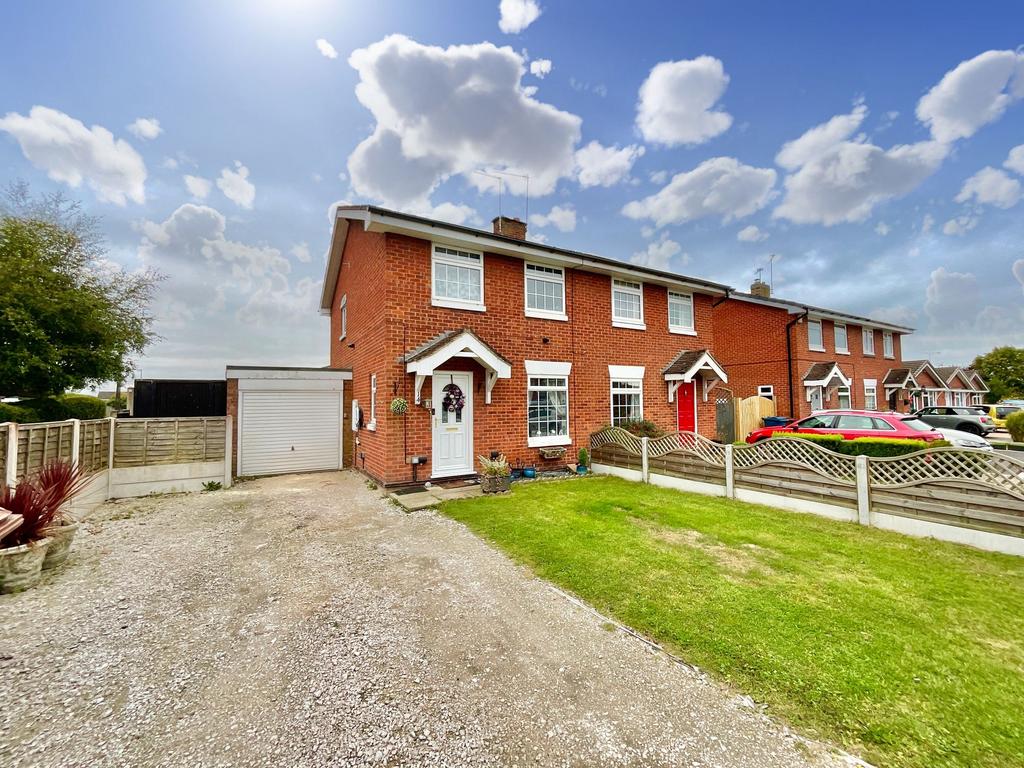 St. Lawrence Way, Gnosall, ST20 3 bed semi-detached house - £250,000