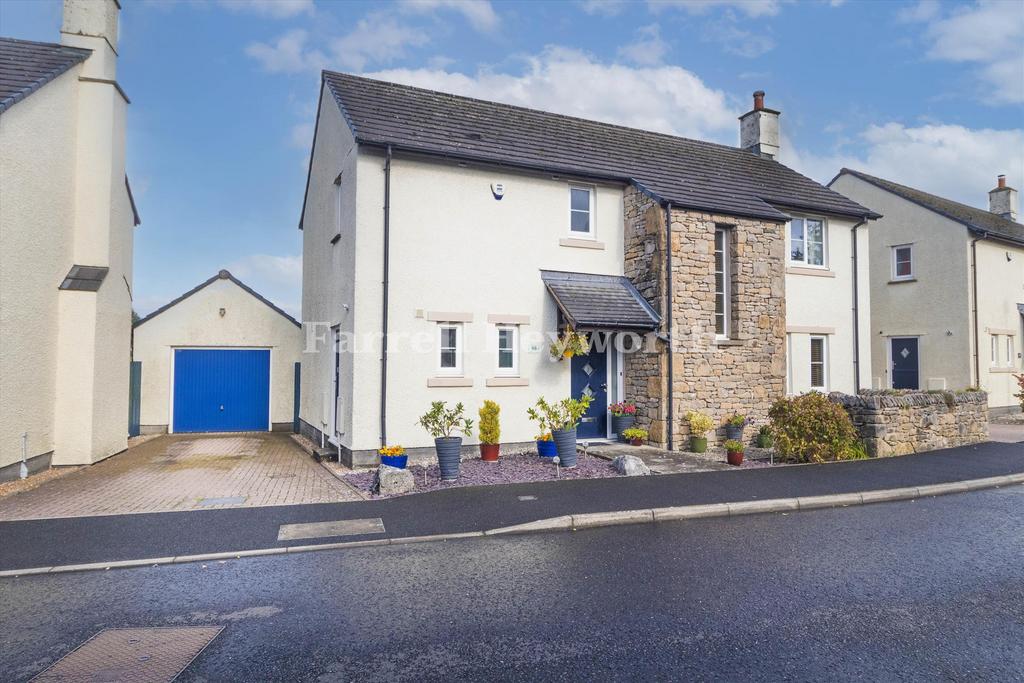 Mayfield Avenue, Carnforth LA6 4 bed house - £465,000