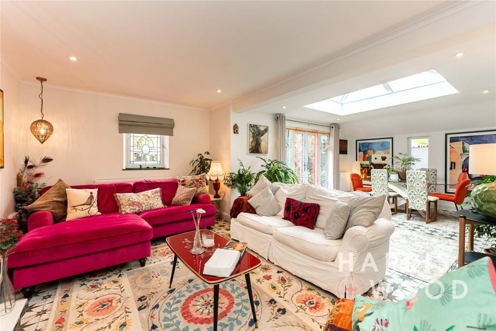 Nautical Way, Rowhedge, Colchester... 3 bed semi-detached house for ...