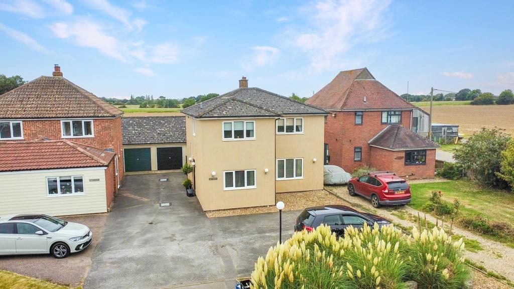 Main Road, Wormingford 3 bed detached house - £425,000