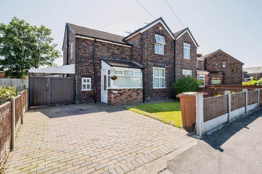 Walkers Lane, St. Helens WA9 3 bed semi-detached house - £170,000