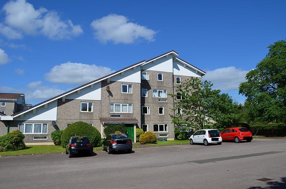 Fairhaven, Kirn, Argyll and Bute, PA23 3 bed flat - £75,000