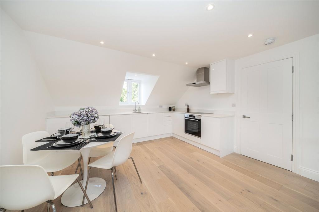 London SW9 2 bed apartment - £475,000