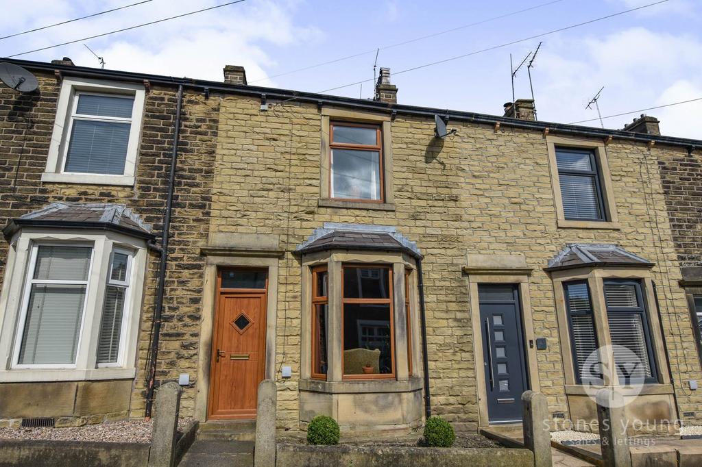 Fox Street, Clitheroe, BB7 2 bed terraced house - £220,000