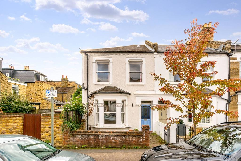 Caroline Road, Wimbledon, London, SW19 3 bed house - £3,500 pcm (£808 pw)