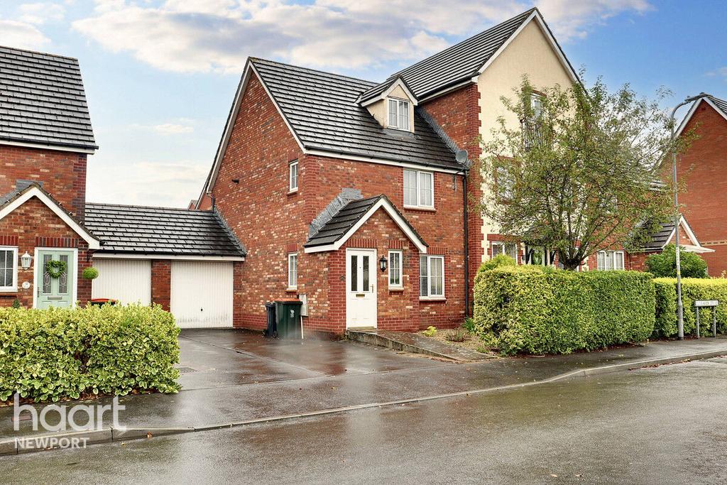 Dunraven Drive, Newport 3 bed end of terrace house - £250,000