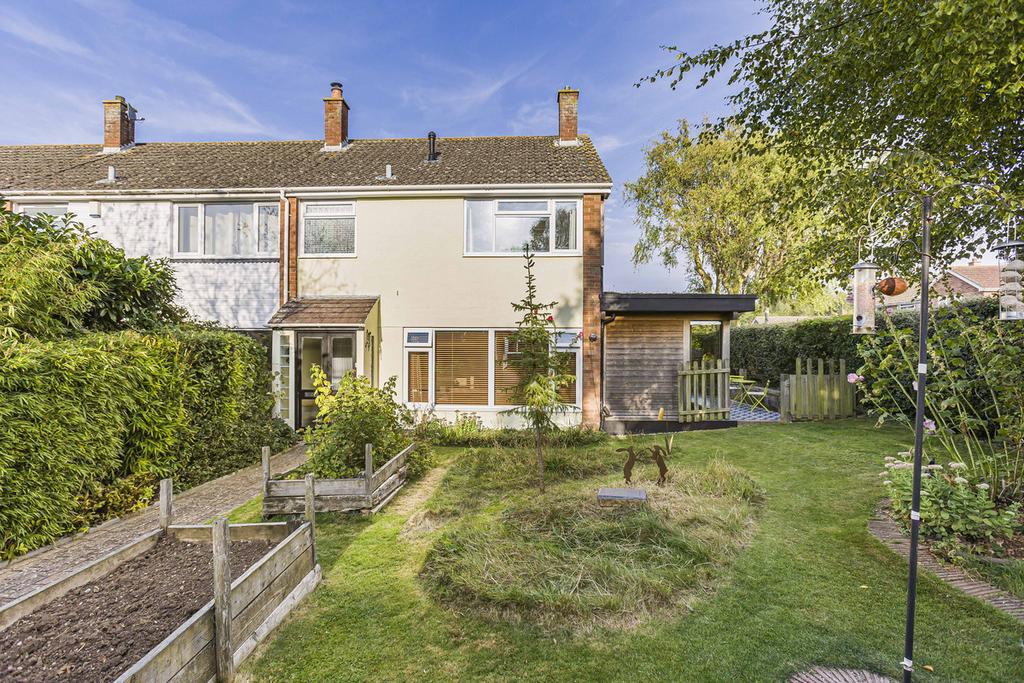 Glebe Gardens, Grove, OX12 3 bed end of terrace house - £400,000