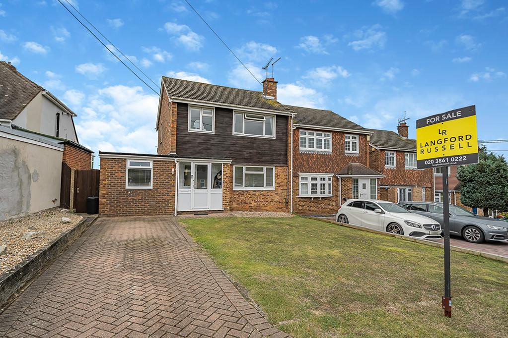 Herbert Road, Hextable, Swanley 4 bed semi-detached house - £500,000