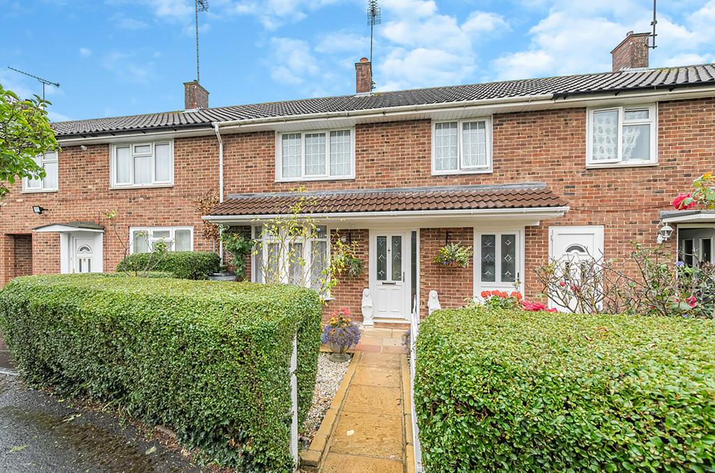 Keates Green, Bracknell, Berkshire 3 bed terraced house - £375,000