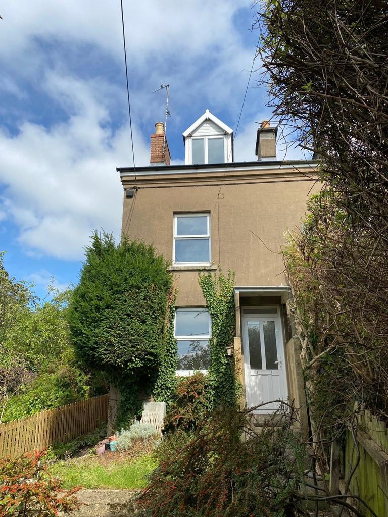 Horns Road, Stroud, Gloucestershire, GL5 3 bed end of terrace house - £ ...