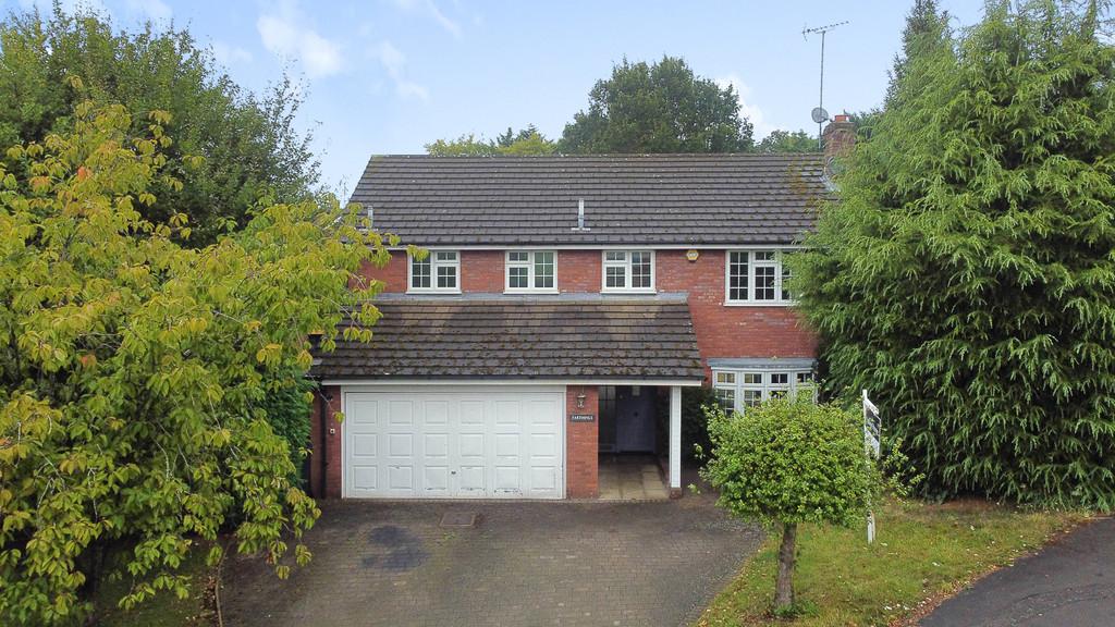 Misbourne Avenue, Gerrards Cross SL9 4 bed detached house - £895,000