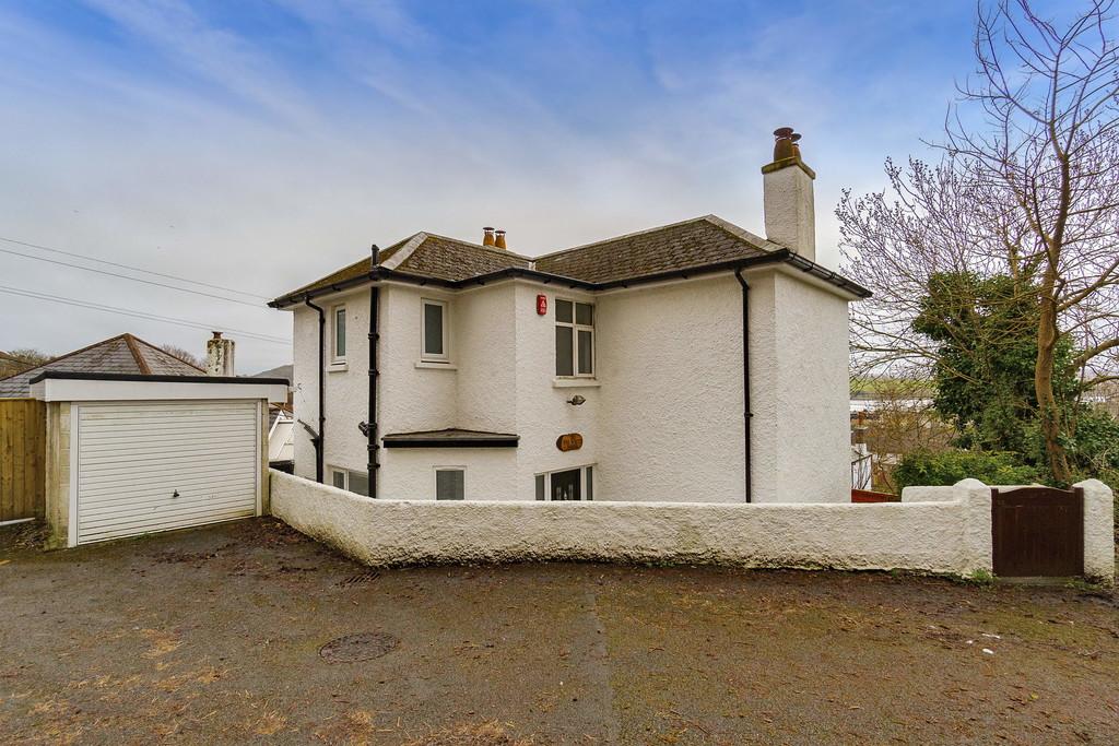 Old Laira Road, Plymouth PL3 2 bed detached house - £1,050 pcm (£242 pw)