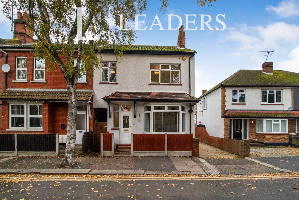 St Marys Road, Prittlewell, Southend... 3 bed end of terrace house - £ ...