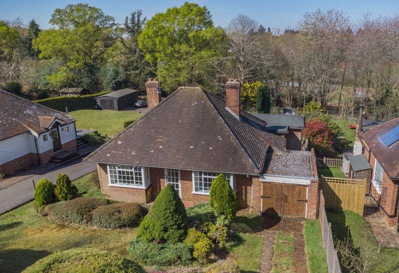 Knob Field, Abinger Hammer 3 bed detached bungalow - £665,000