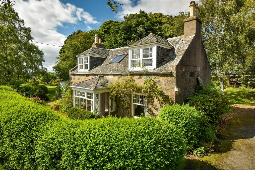 Benview, Off Culter House Road... 3 bed detached house - £320,000