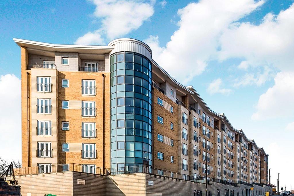 Middlewood Street, Greater Manchester M5 2 bed apartment - £110,000