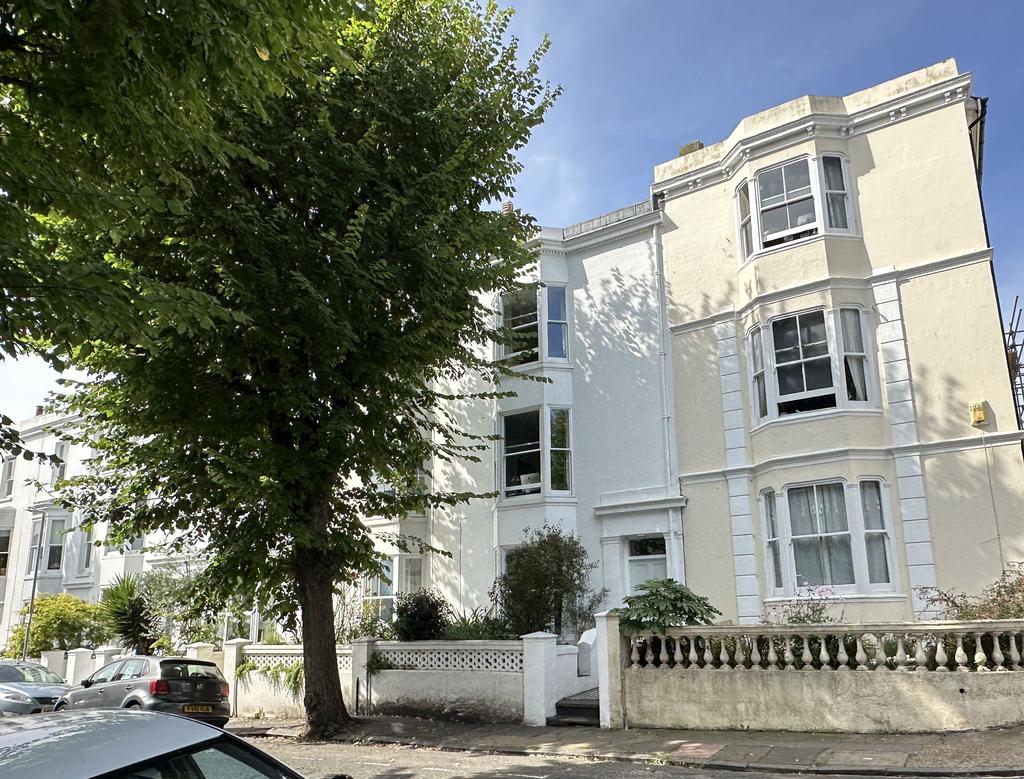 BUCKINGHAM ROAD, BRIGHTON 4 bed terraced house - £1,100,000