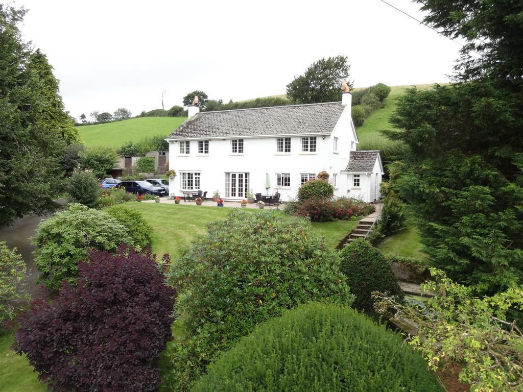 Heasley Mill 4 bed detached house - £599,950