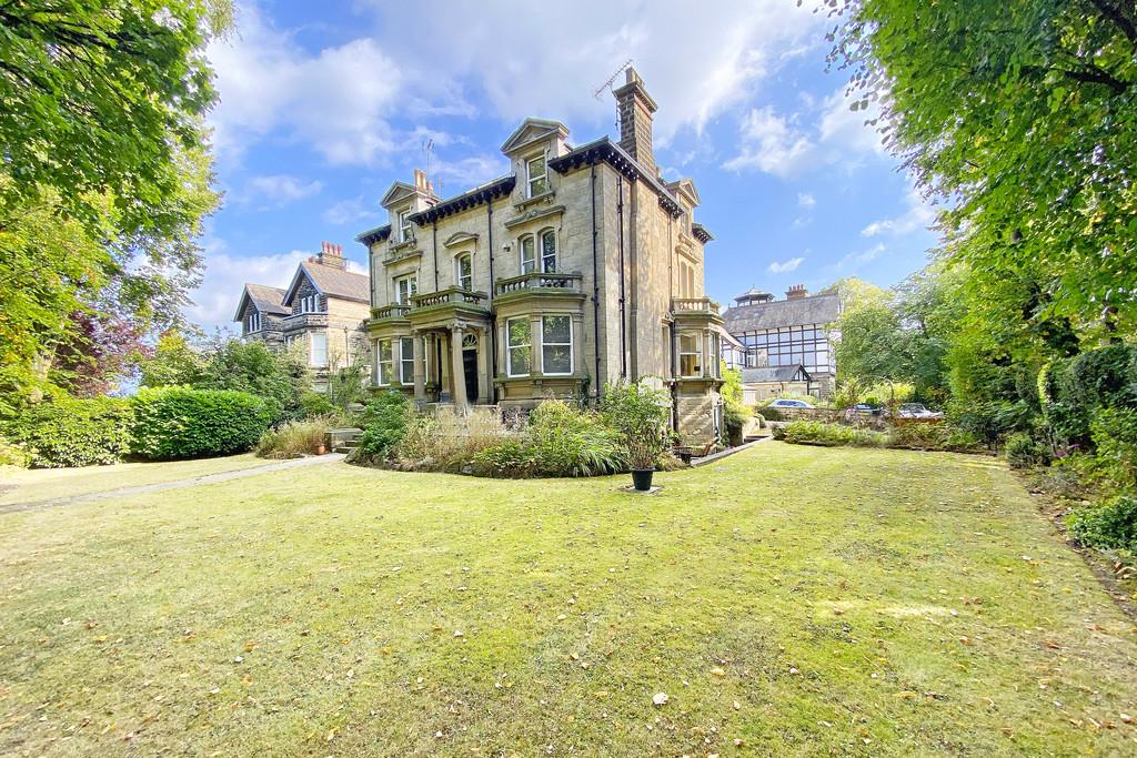 Ripon Road, Harrogate 3 bed ground floor flat - £450,000
