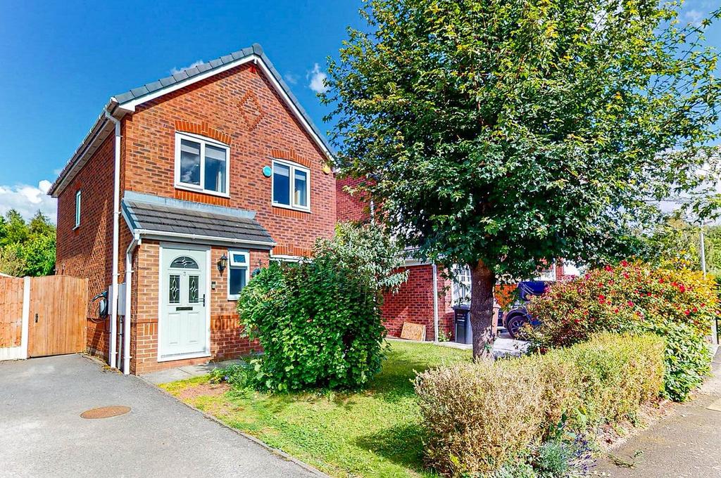 Patting Close, Irlam, Manchester, M44 3 bed detached house - £275,000