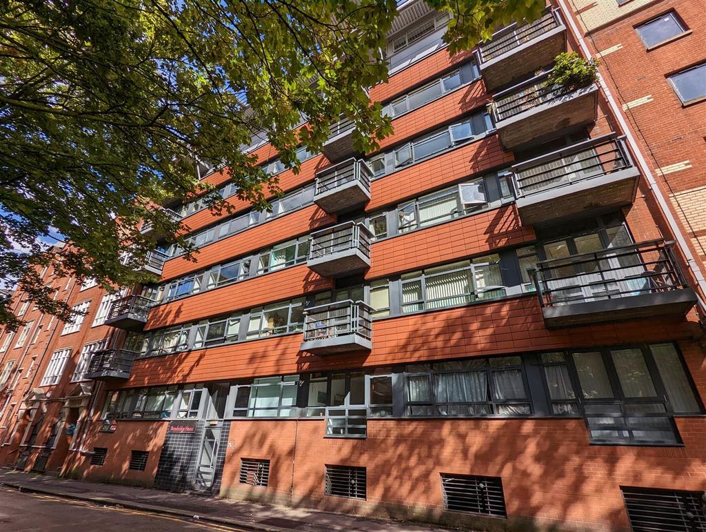 Stonebridge House, Cobourg Street 2 bed apartment - £1,350 pcm (£312 pw)