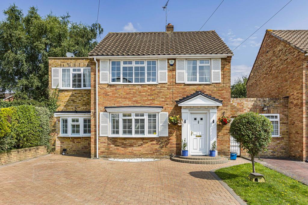 Penshurst Road, Potters Bar, EN6 4 bed detached house - £799,950