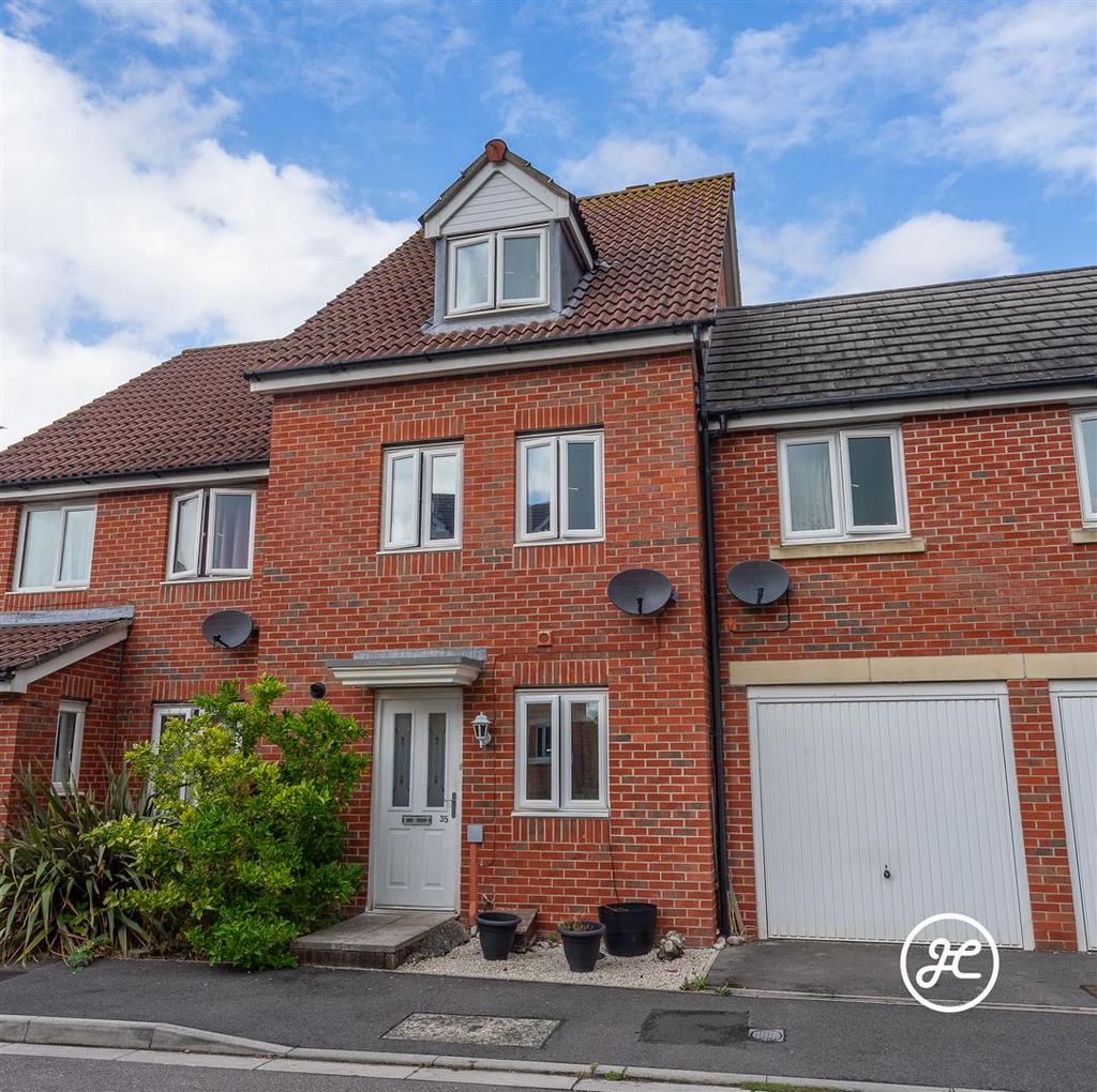 Cavalier Close, Bridgwater 3 bed terraced house - £249,995