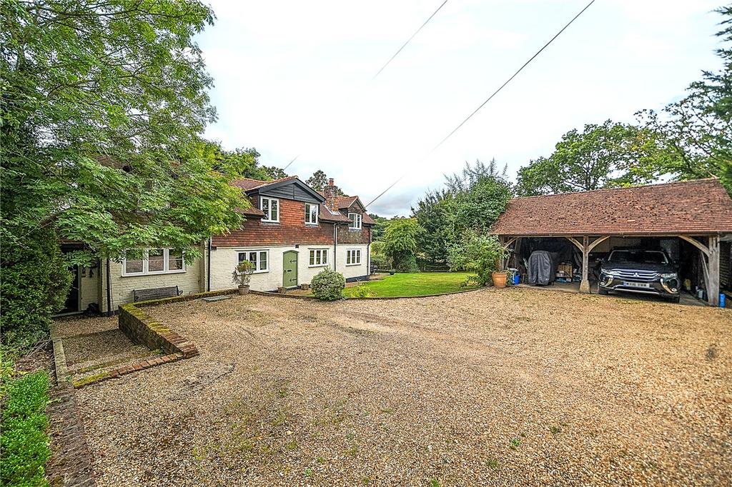Binsted Road, Blacknest, Alton... 3 bed detached house - £900,000