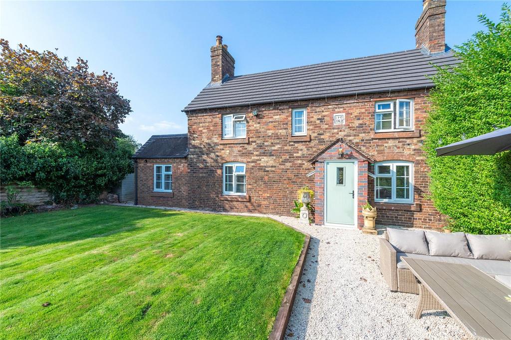 Shepherds Lane, Red Lake, Telford... 3 bed detached house for sale - £ ...