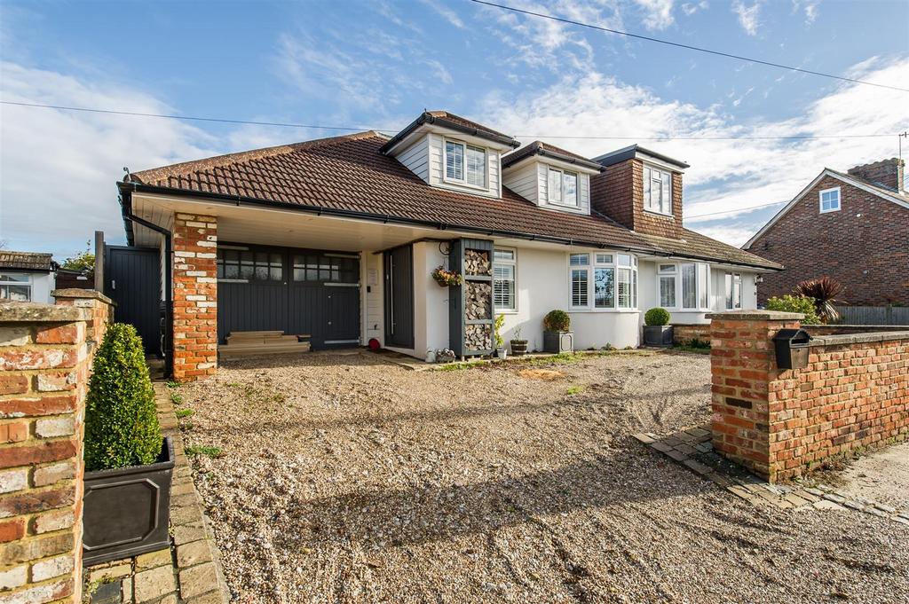 Kelchers Lane, Golden Green, Tonbridge 3 bed house - £2,350 pcm (£542 pw)