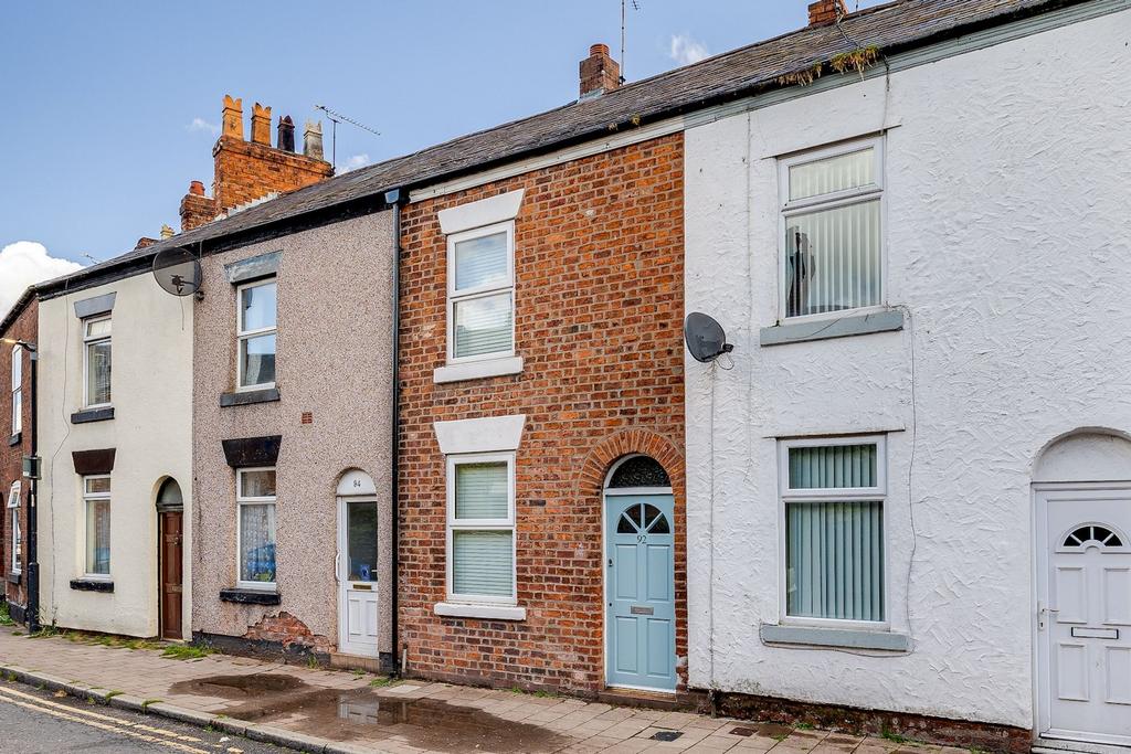 Garden Lane, Chester CH1 2 bed terraced house - £160,000