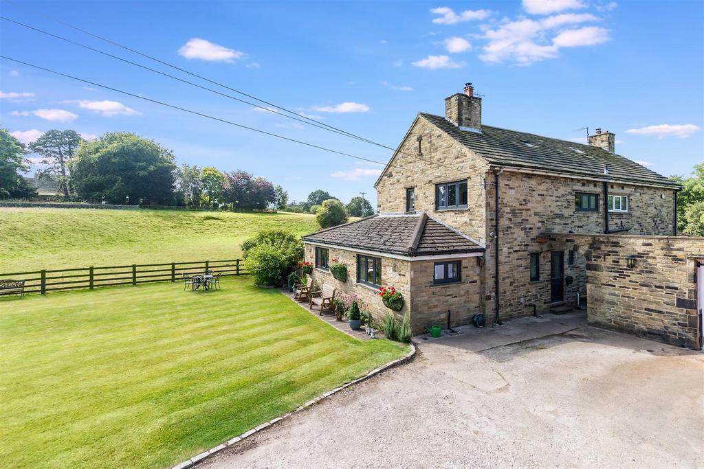 Leathley Lane, Otley LS21 3 bed semi-detached house for sale - £595,000