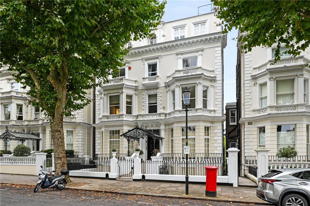 Holland Park, Holland Park, London, W11 4 bed detached house - £30,333 ...