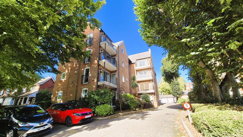 HIGHFIELD, SOUTHAMPTON 2 bed apartment to rent - £1,150 pcm (£265 pw)