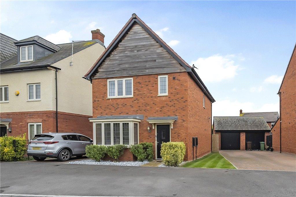 Bluebell Road, Walton Cardiff... 3 bed detached house for sale - £360,000