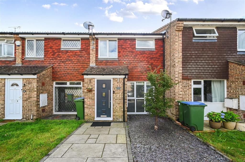 Burrell Close, Partridge Green, Horsham 3 bed terraced house for sale ...