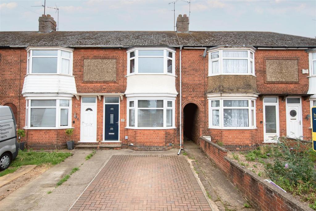 Hillside Road, Wellingborough 2 bed terraced house - £189,995