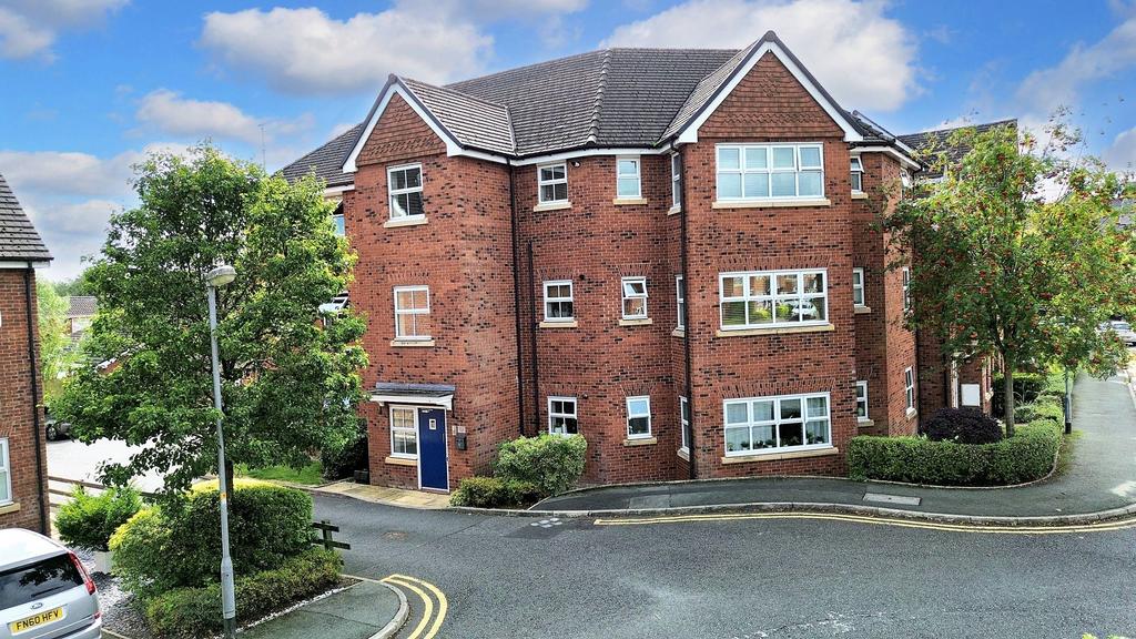 Holywell Drive, Warrington, WA1 2 bed apartment - £140,000