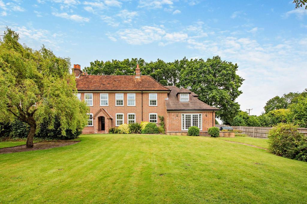 Sandford House Cottages, Knowl Hill... 4 bed house - £1,250,000