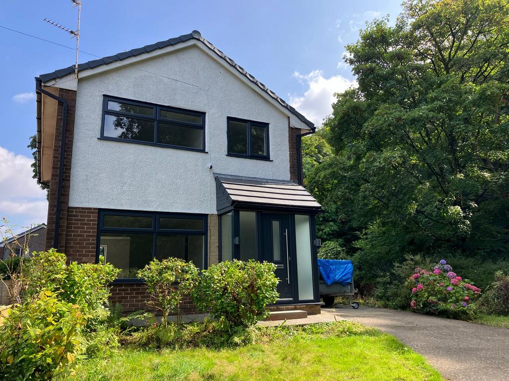 Longhirst Close, Bolton, BL1 3 bed detached house - £1,295 pcm (£299 pw)