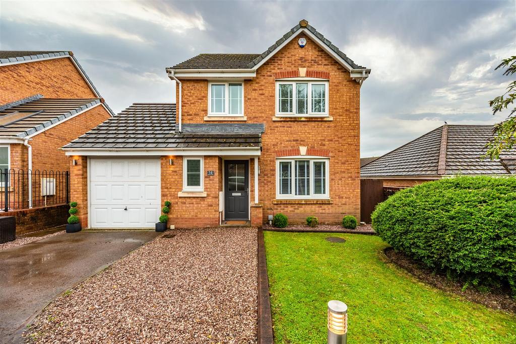 Golwg Y Garn, Penllergaer, Swansea 3 bed detached house - £275,000