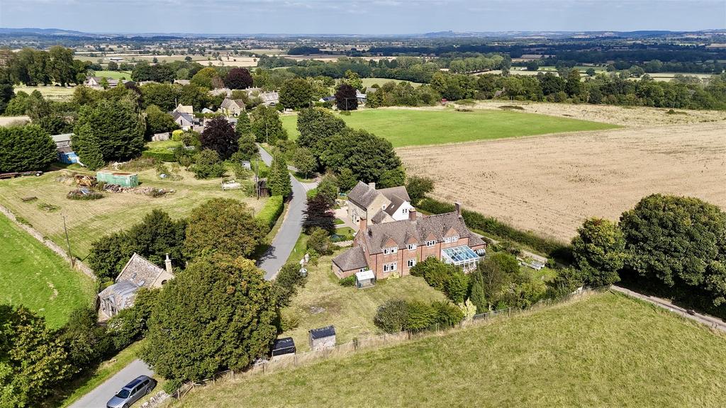 1 Triangle Cottages, Donnington 3 bed semi-detached house for sale - £ ...